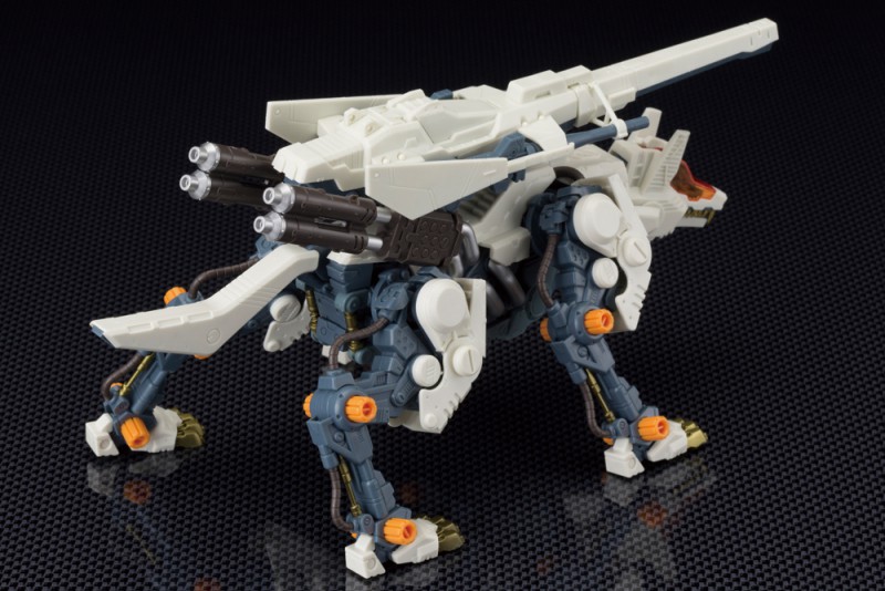 HMM Zoids 002 Command Wolf Repackage Version - Gundam Pros